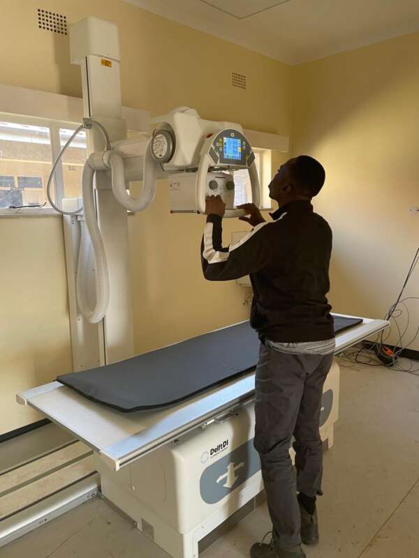 Ultra-Portable Digital X-ray systems from Delft Imaging